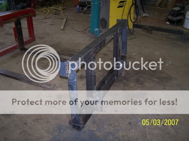 Viewing a thread - Big square bale fork