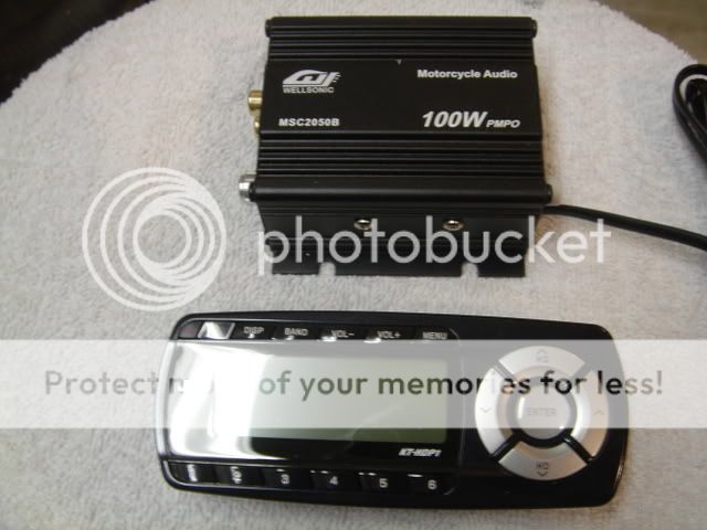 Modern Vespa : Accessory Instrument Panel with HD Radio